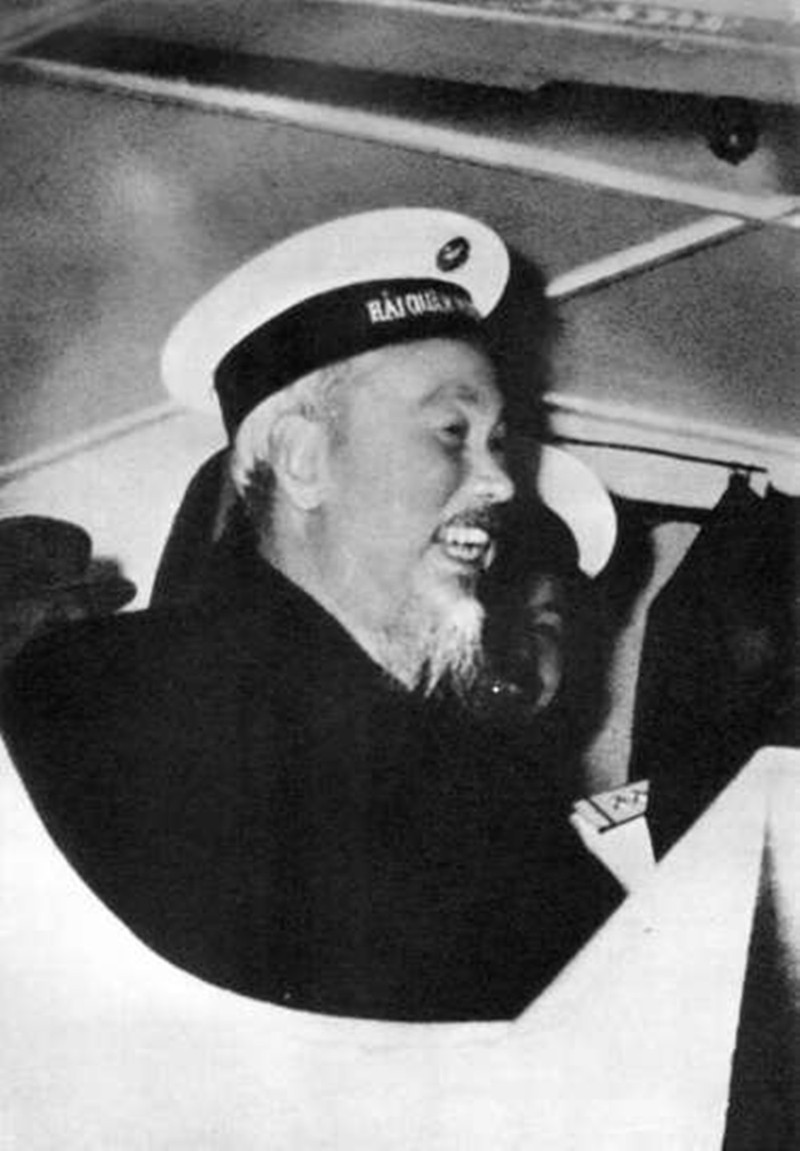 Exhibition highlights Uncle Ho’s revolutionary life | Ho Chi Minh